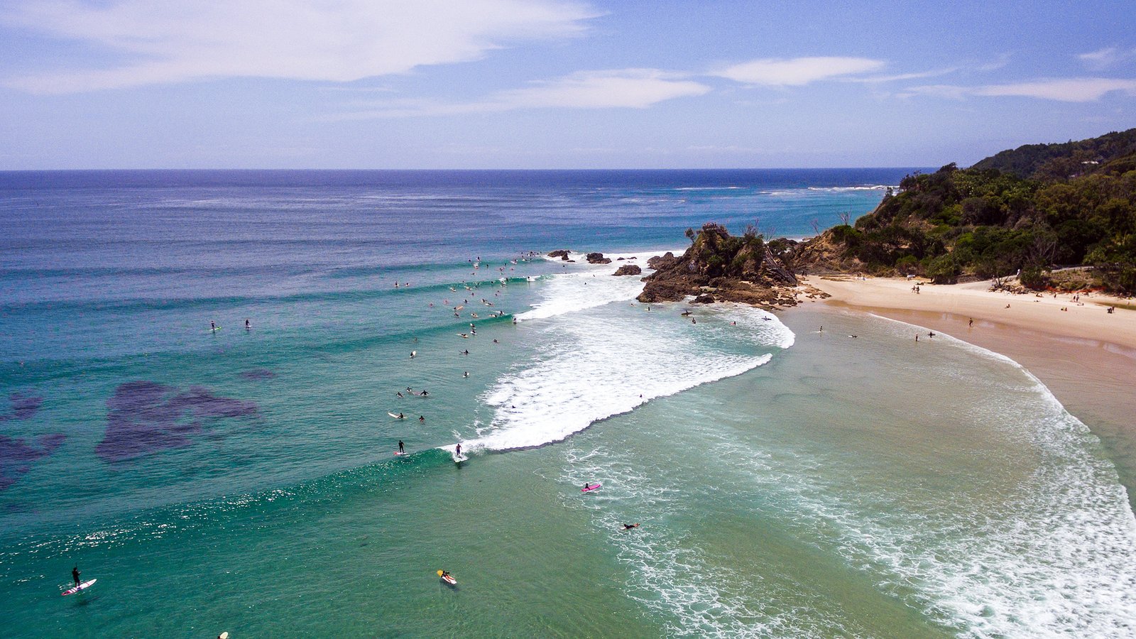 The Pass at Byron Bay Surf Guide - Surfline