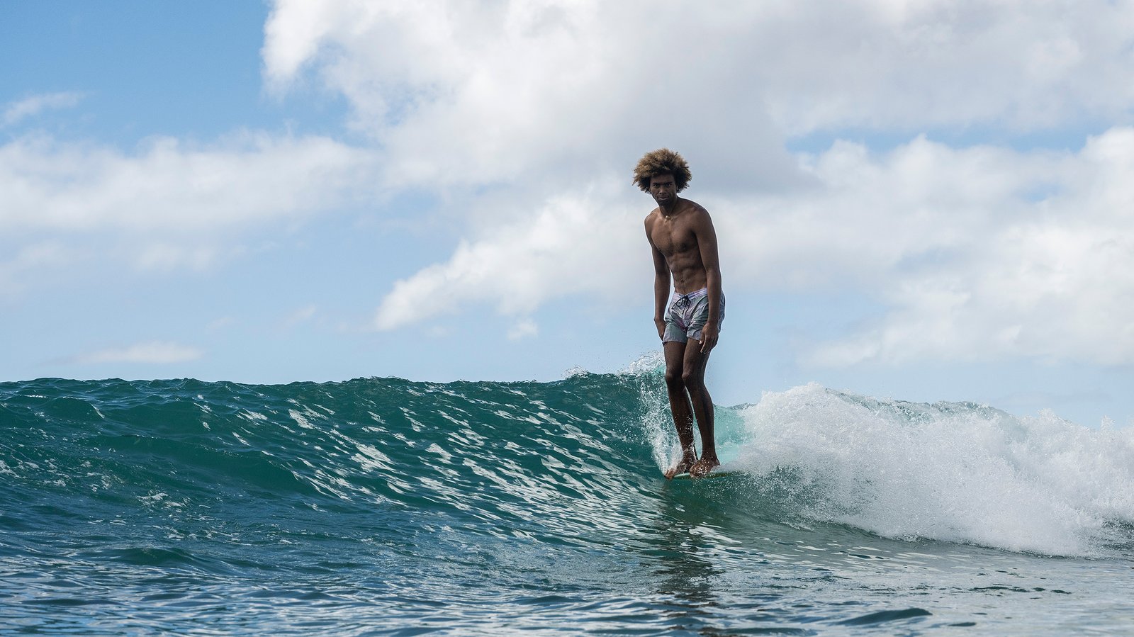 Queen's Surf Guide - Surfline